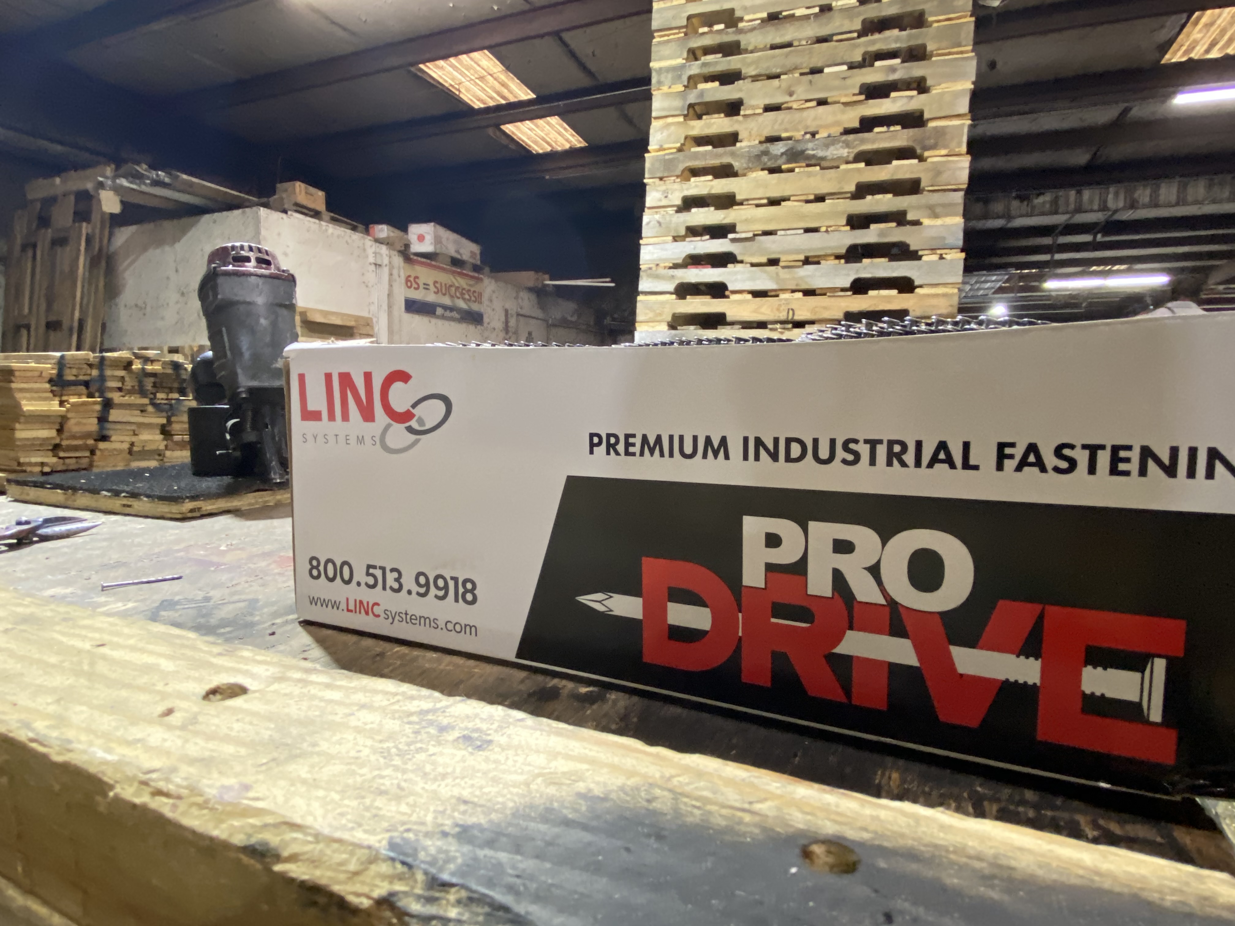 The Pallet Nailer Guide to Better Wooden Pallet Assembly